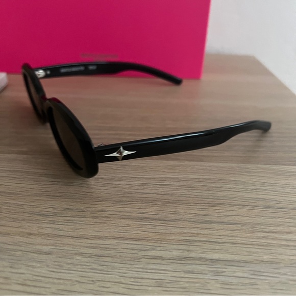 GENTLE MONSTER | Accessories | Gentle Monster Bandoneons Black Bold ...